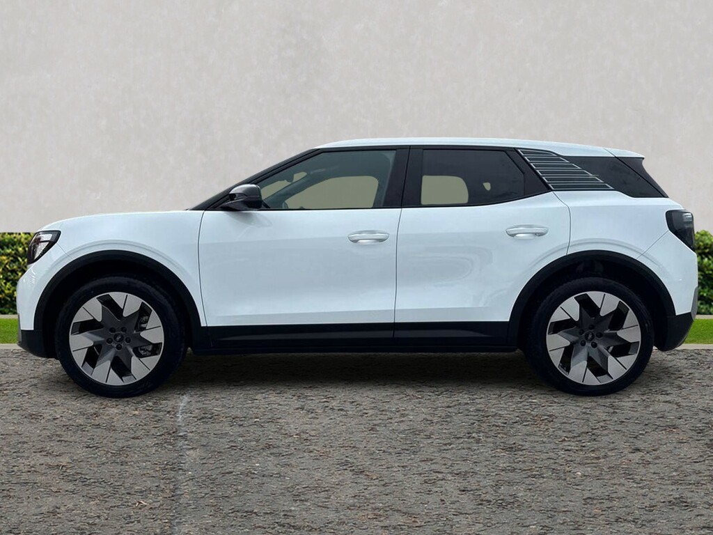 Used 2025 Ford Explorer Extended Range 77kWh Premium SUV 5dr Electric ...