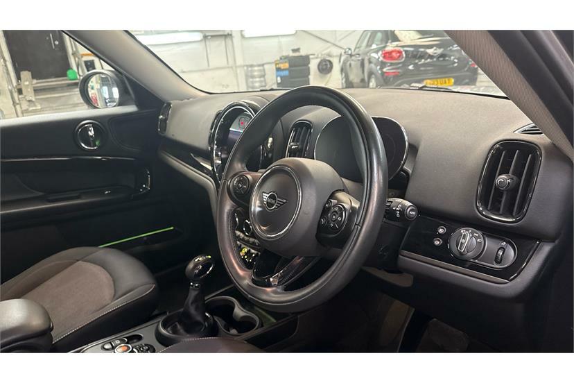 Used 2020 Mini Countryman 1.5 Cooper S E Classic ALL4 PHEV 5dr Auto on ...