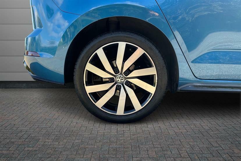 Used 2017 Volkswagen Touran 2.0 TDI R-LINE EURO 6 on Finance in London ...