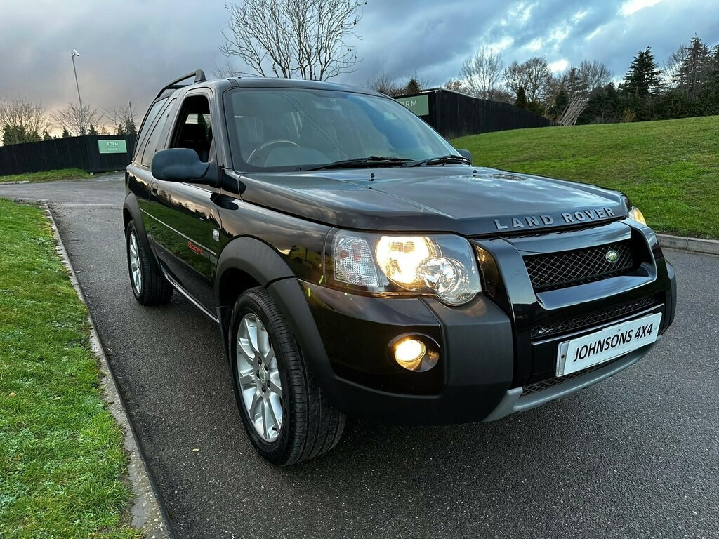 Comprehensive Guide to Buying a Land Rover Freelander in the UK