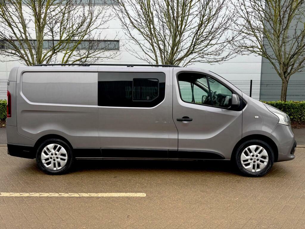 Used 2016 Renault Trafic 1.6 dCi 29 Sport Nav LWB Standard Roof Euro 6 ...