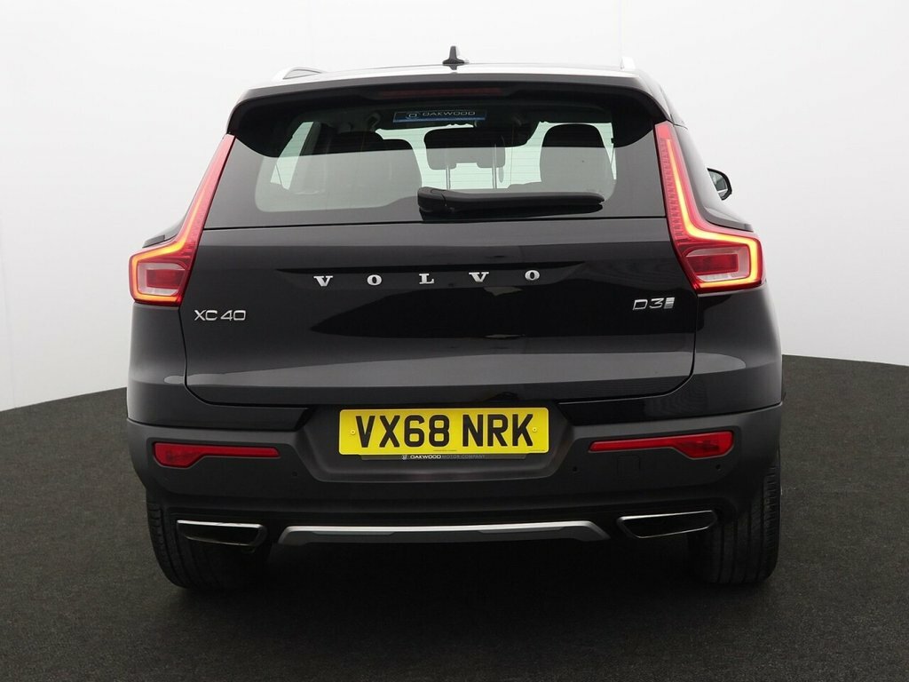 Used 2018 Volvo XC40 2.0 D3 Momentum SUV 5dr Diesel Manual Euro 6 (s/s ...