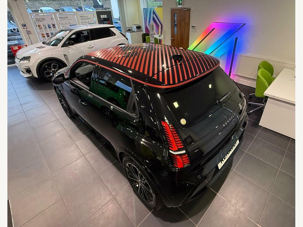Used 2025 Renault 5 E-Tech E-Tech Hatchback Iconic Five on Finance in ...