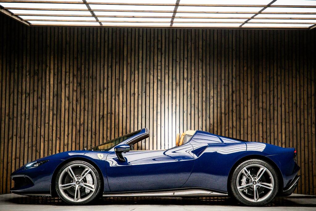 Used 2025 Ferrari 296 Gts 3.0T V6 7.45kWh Spider F1 DCT Euro 6 (s/s ...