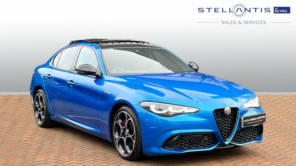 Used 2024 Alfa Romeo Giulia 2.0T Veloce Saloon 4dr Petrol Auto Euro 6 ...