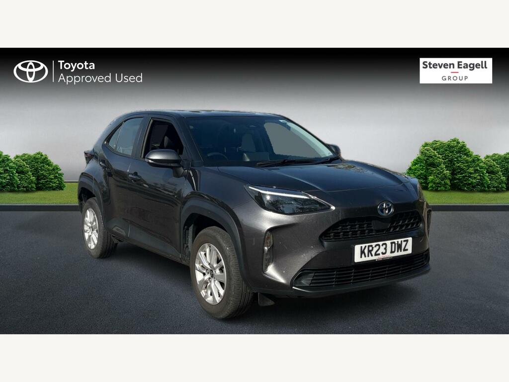 Used 2023 Toyota Yaris Cross SD72JCX 1.5 Hybrid Design 5Dr CVT Estate on Finance in Dumfries £ ...