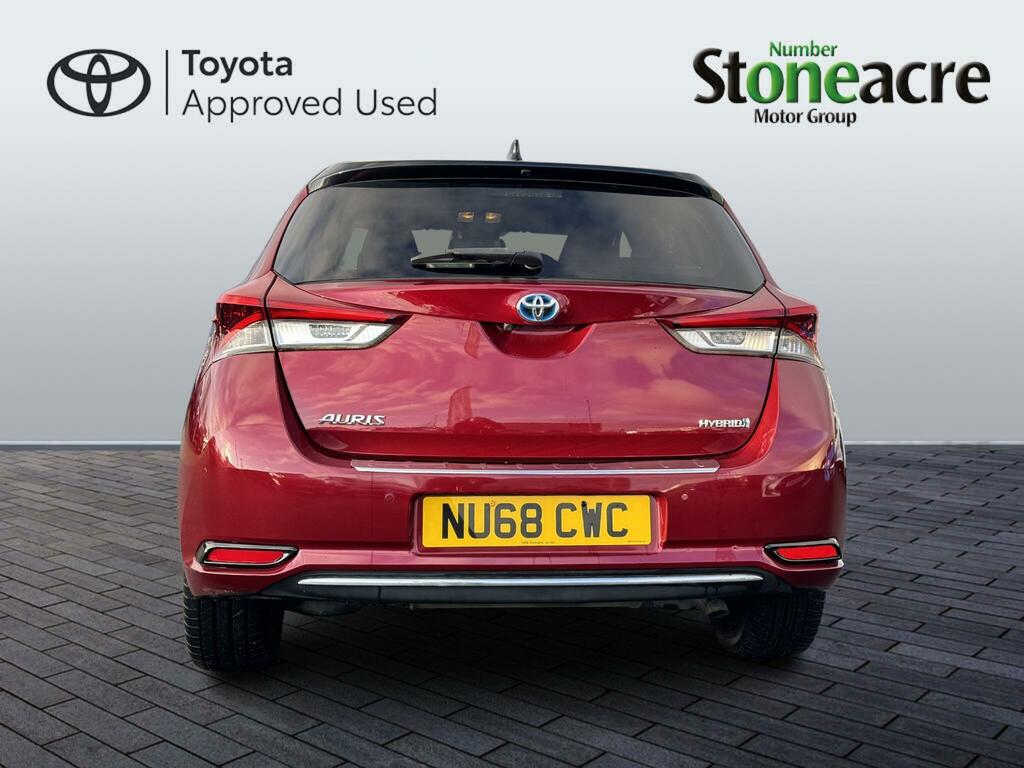 Used 2018 Toyota Auris 1.8 VVT-h Design Touring Sports CVT Euro 6 (s s ...