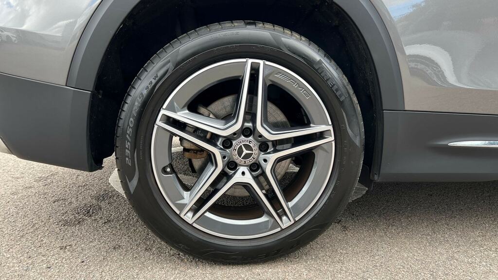 Used 2022 Mercedes-Benz GLB Class 200 AMG Line Premium Plus 5dr 7G ...