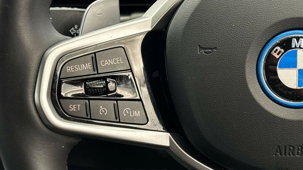 Used 2025 BMW 3 Series YH25OVM 320i M Sport 5dr Step Auto on Finance in ...