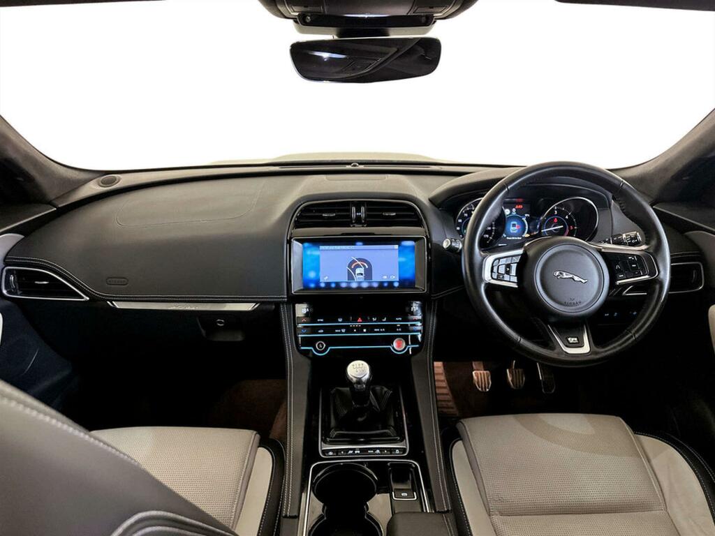 Sold LN67KNH 2017 Jaguar F-Pace - History / How much is it worth?