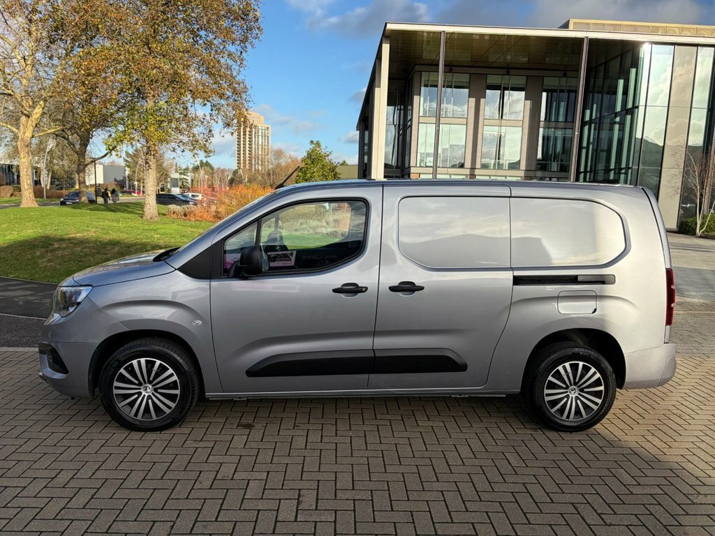 RXZ8495 Check History Free / Dealer Reviews / Currently for Sale - Used ...