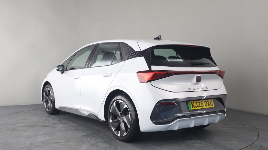 Used 2025 Cupra Born e-Boost 59kWh V2 Hatchback 5dr Electric Auto (230 ...